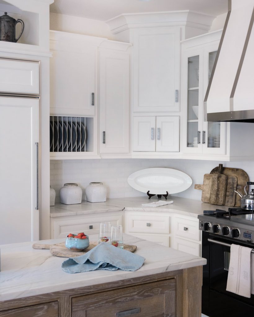 Traditional Kitchen Design - Blending Interior Styles in a Remodel